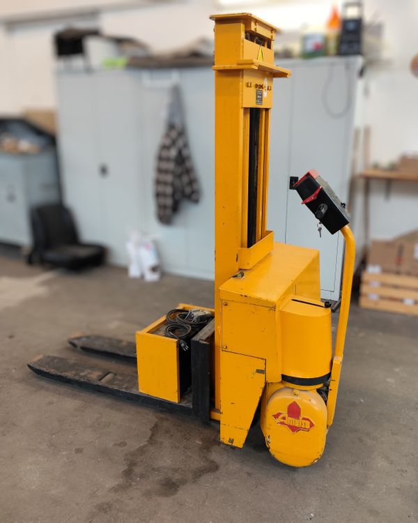 Jungheinrich Ameise EJC 10G-115-290-T Hochhubwagen Hub ca 3m (Defekt ...