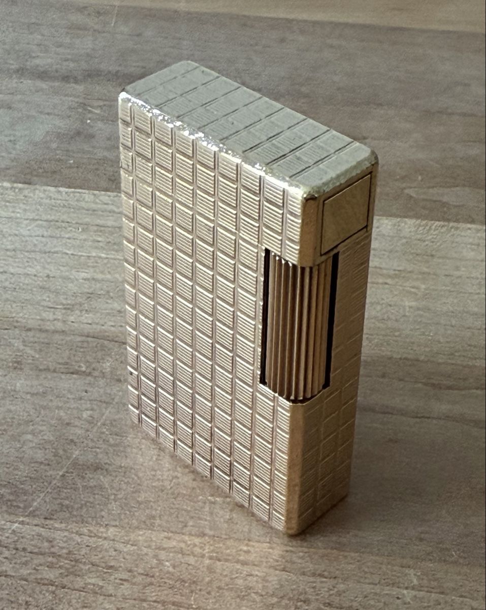 restauriertes original Vintage S.T. Dupont Ligne 1 Feuerzeug (Gebraucht ...