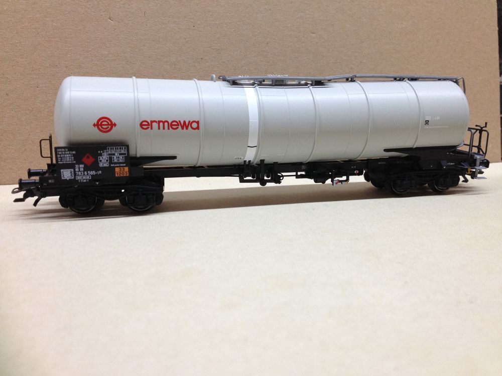 TRIX 24215 Kesselwagen Zans der Ermewa SA, H0 (Gebraucht) in Neuendorf ...