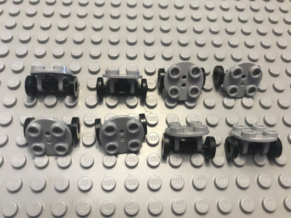 Lego 8x Radhalter 2×2 mit Rad (Gebraucht) in für CHF 1.3 – mit ...