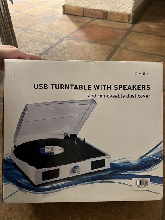 AGK Plattenspieler mit eingebauten Lautsprechern (Gebraucht) in Goldau ...