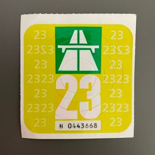 Autobahn-Vignette 2023 (Neu und originalverpackt) in Steinhausen für CHF 35 – mit Lieferung auf ...