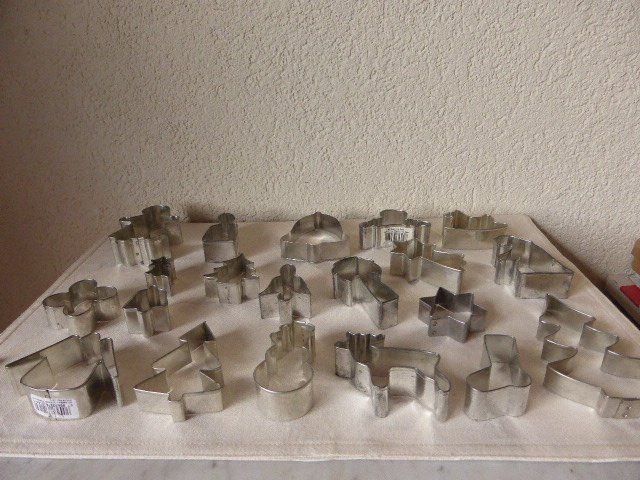 20 Weihnachts Guetzli Ausstecher (Gebraucht) in Hitzkirch für CHF 15 ...