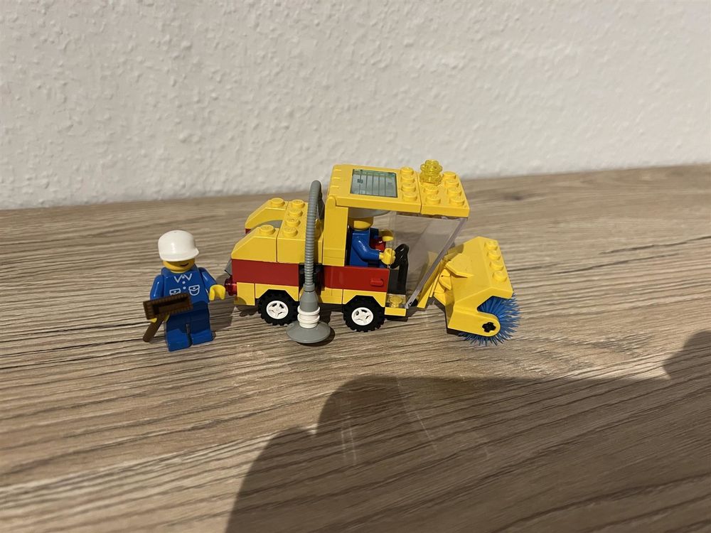 LEGO Straßenkehrmaschine 6645 (Gebraucht) in Unterägeri für CHF 6 – mit ...