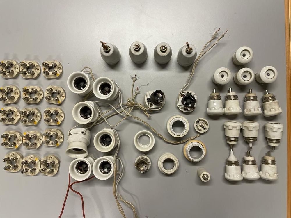 Konvolut altes Elektro-Porzellan (Gebraucht) in Schwerzenbach für CHF ...