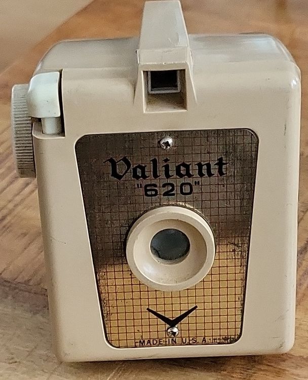 Vintage Kamera Valiant - 620 (Gebraucht) in St. Margrethen SG für CHF ...