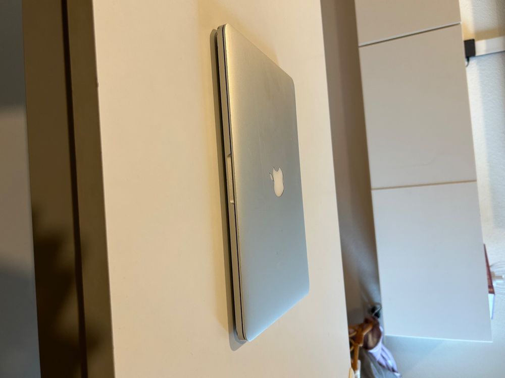 MacBook Pro Model A1502 (Defekt) in Dietikon für CHF 76 – mit Lieferung ...