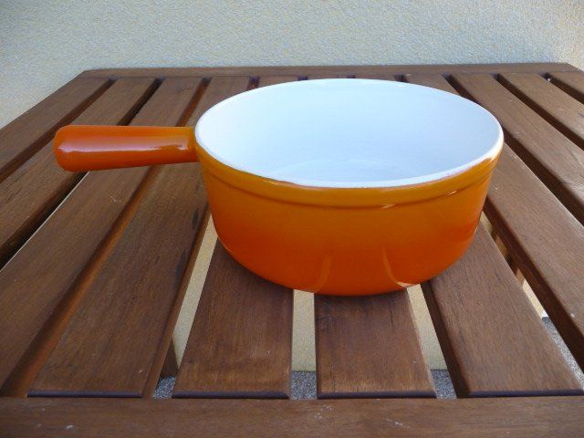 Caquelon aus Gusseisen GF- Caquelon en fonte émaillée GF (Gebraucht) in ...