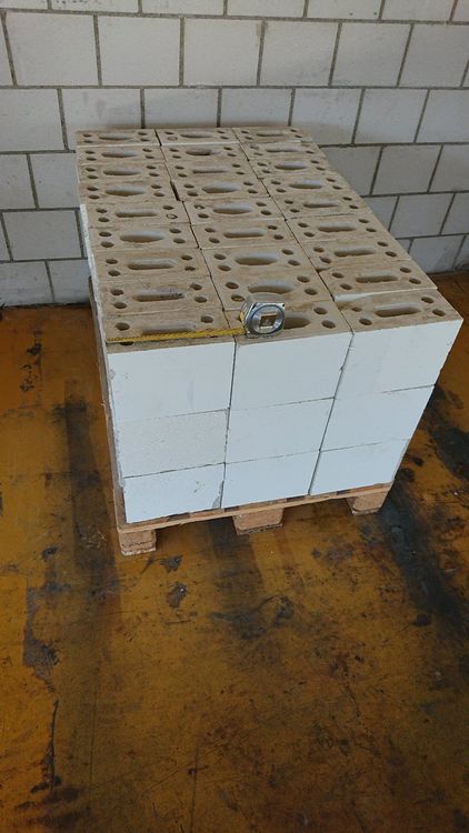 430 Kalksandsteine für CHF 1.- (Gebraucht) in Rheinfelden für CHF 1 – nur Abholung auf Ricardo ...