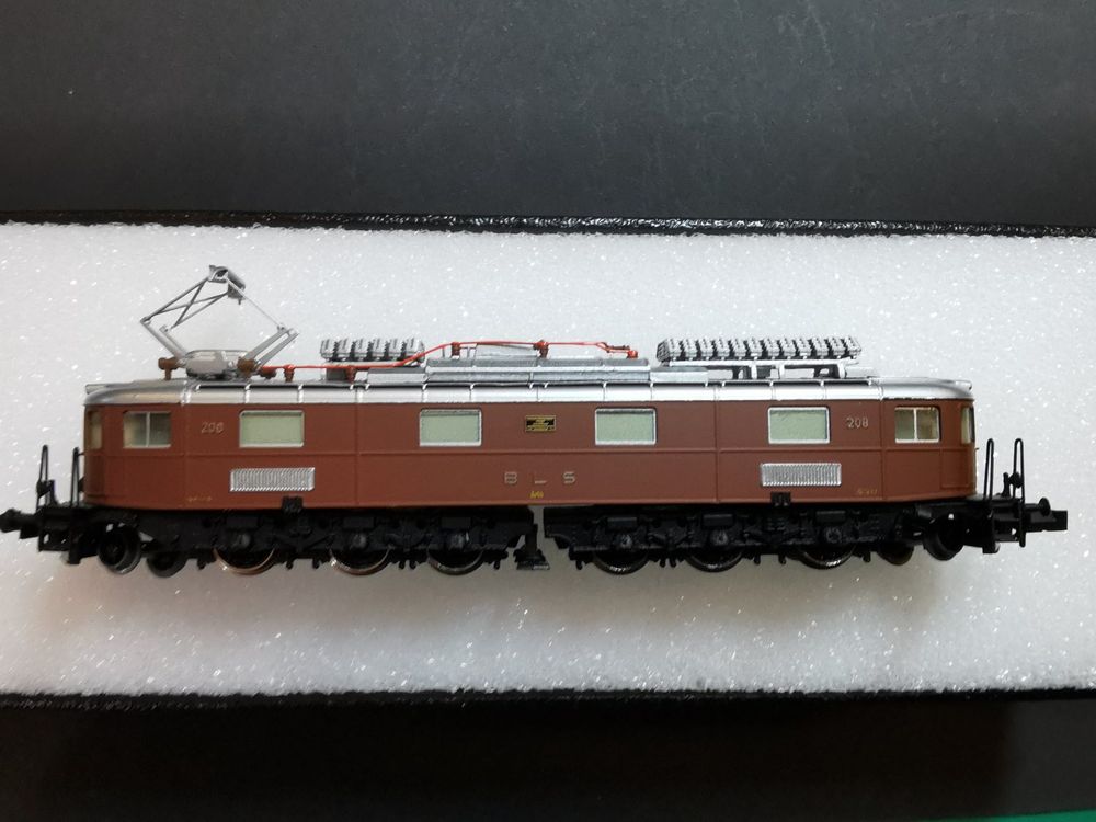 FULGUREX BLS Ae 6/8 208 VITRINENMODELL Originalverpackung (Neu und originalverpackt) in Rheineck ...