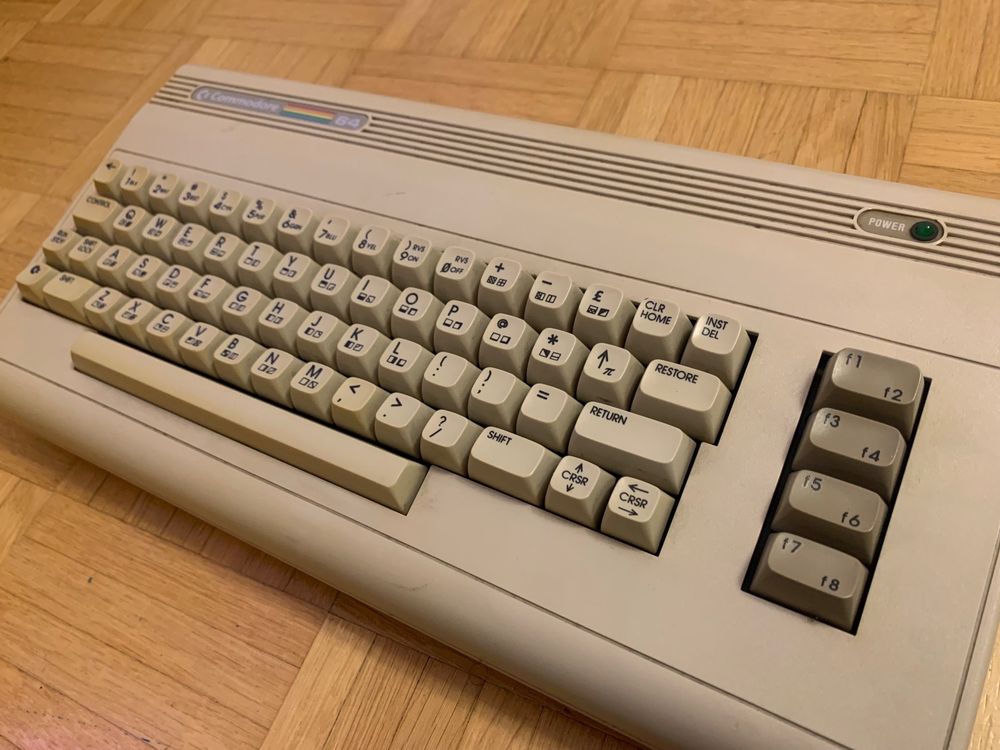 Commodore 64, ZX Spectrum (Defekt) in Basel für CHF 200 – mit Lieferung ...