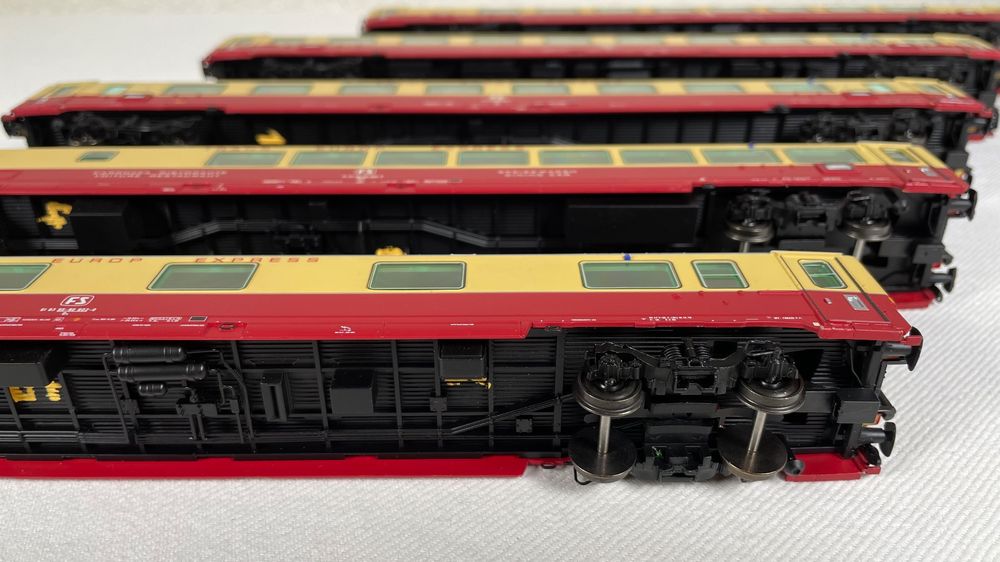 ACME 55188 - FS Wagenset TEE 84/85 Mediolanum (Gebraucht) in Volketswil ...