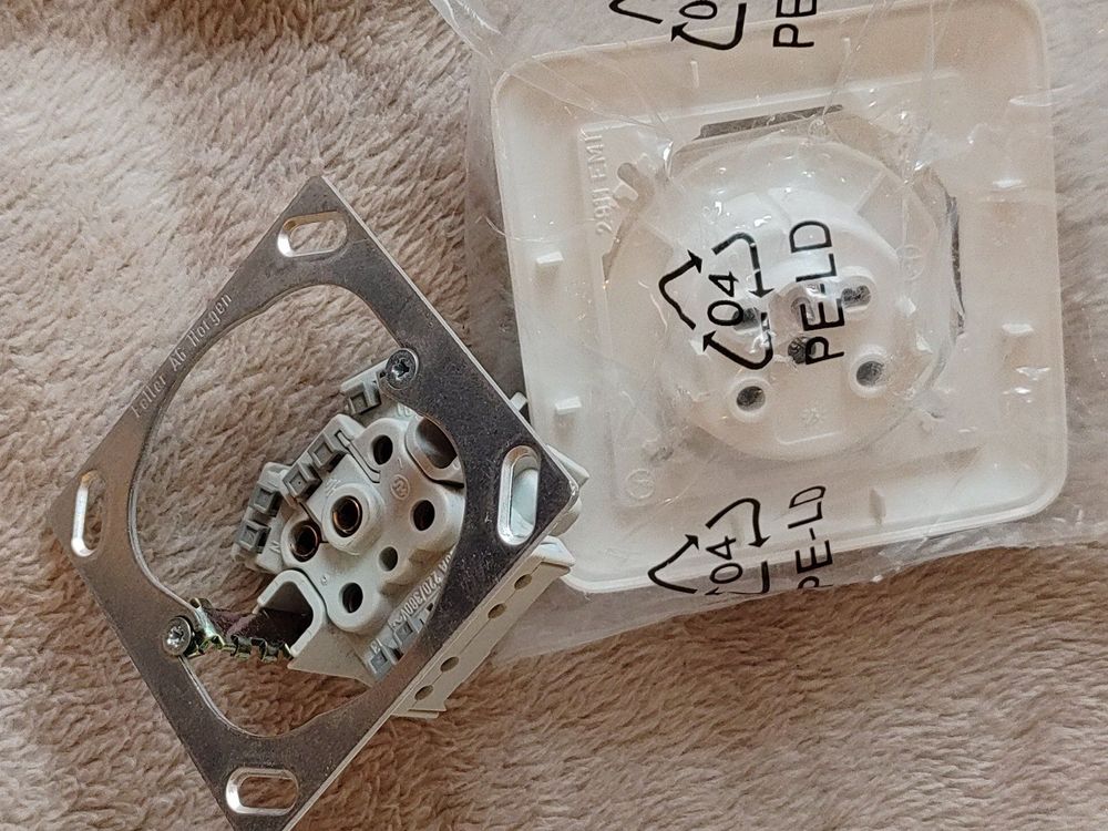 Steckdose Typ 15 Feller Edizio I Uno UP (Neu und originalverpackt) in ...