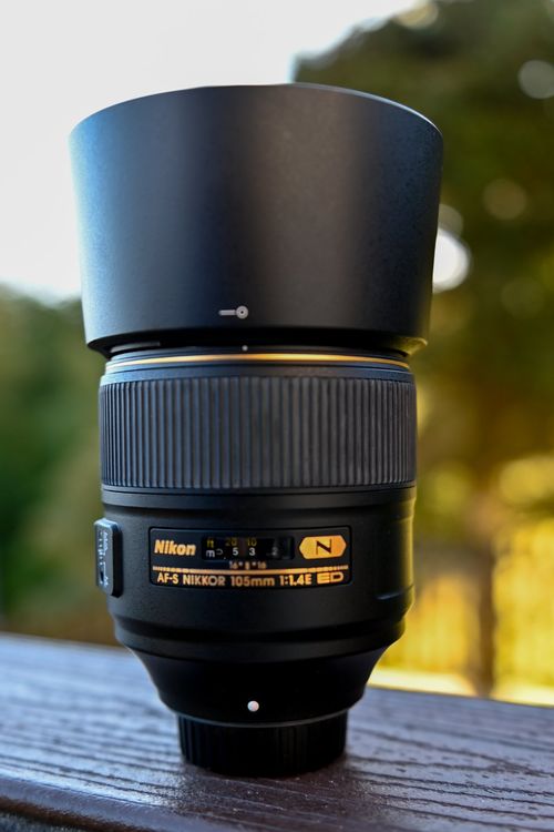 Nikon AF-S Nikkor 105mm f/1.4E ED - Objectif parfait! (D'occasion) à Choëx pour CHF 800 – avec ...