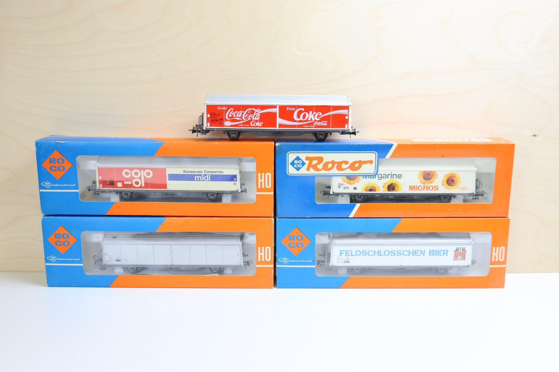 ROCO 5 x SBB Güterwagen H0 - Coca Cola / MIGROS / ... (Gebraucht) in ...