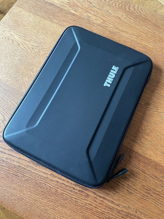 Thule Gauntlet 4 - 13" Universal Laptop case sleeve | Kaufen auf Ricardo