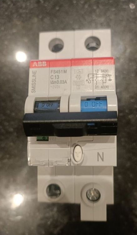 ABB FILS C13A 30mA Smissline 10kA (Gebraucht) in Holderbank AG für CHF 24 – mit Lieferung auf ...