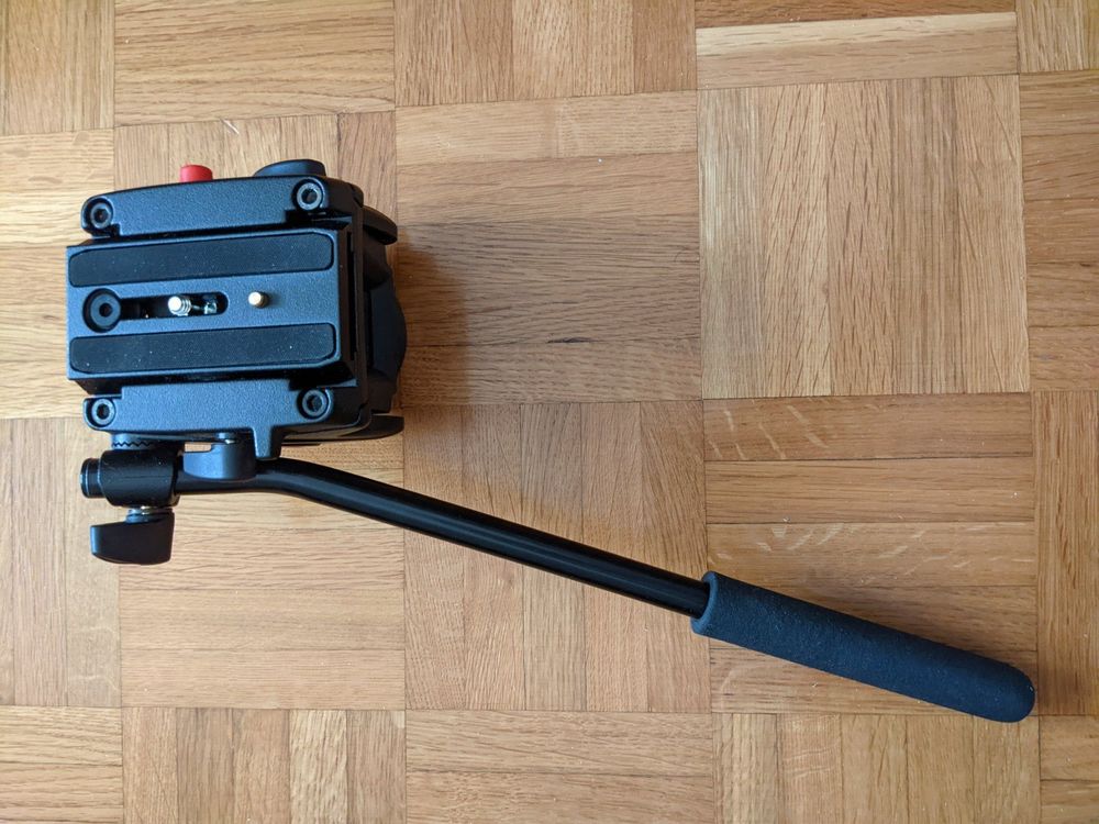 Manfrotto 701HDV Tripod Head (Neu (gemäss Beschreibung)) in Châtelaine ...