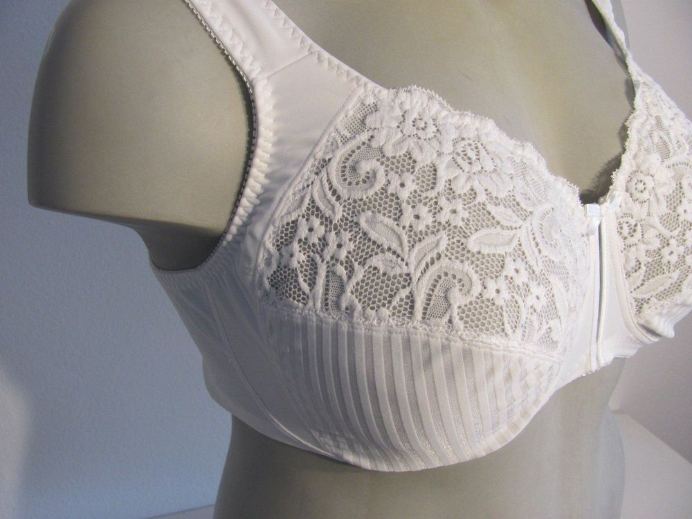 Klassischer Bequem BH Weiss Gr. 100D (Gebraucht) in Kriens für CHF 8 ...