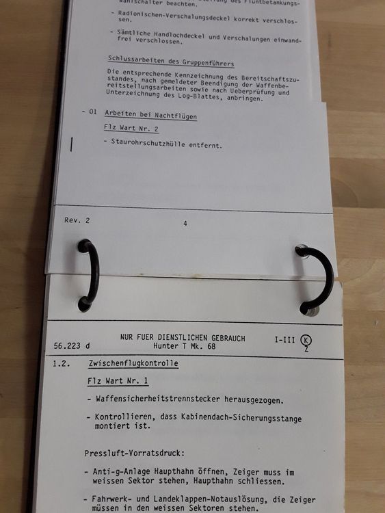 Schweizer Armee _ HUNTER T Mk.68 _ Merk. Gruppenführer | Kaufen auf Ricardo