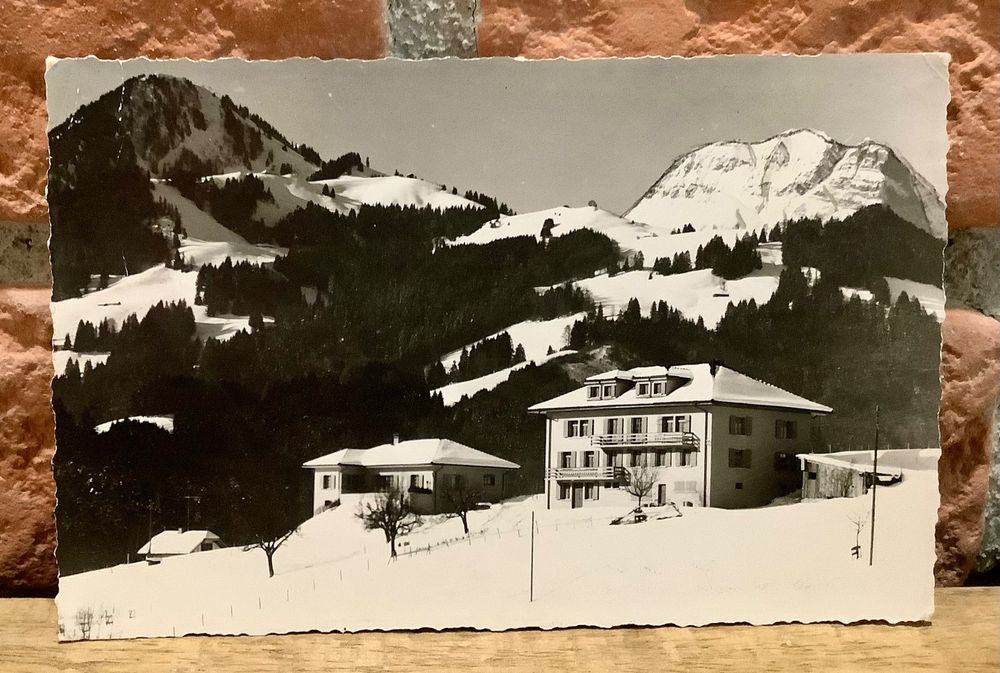 Alte Foto AK - CHALET BELLEVUE Gruyères - Winterlandschaft (Gebraucht) in Root für CHF 1 – mit ...