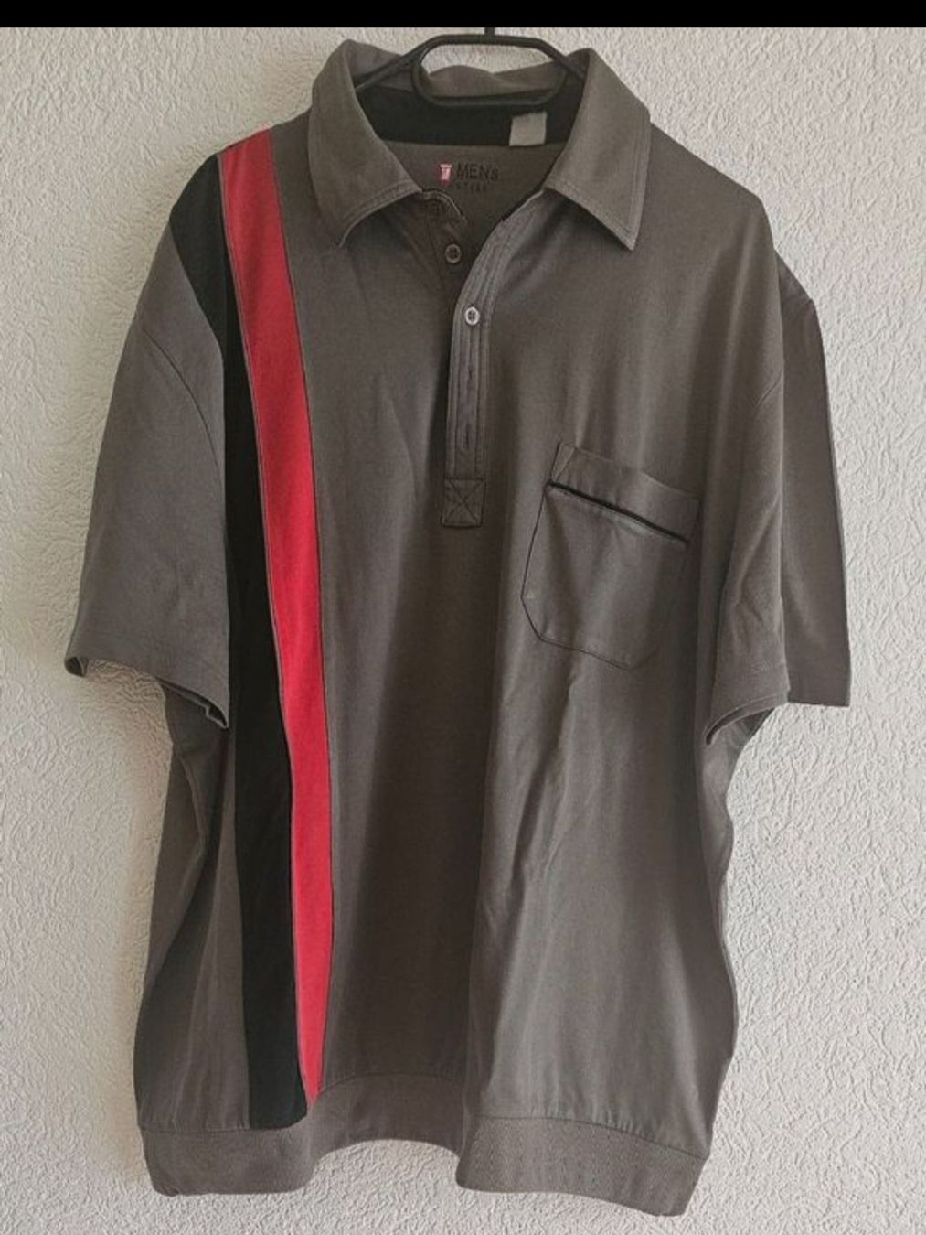 Polo homme stylé gris avec bande rouge/noir taille Xl neuf (D'occasion ...