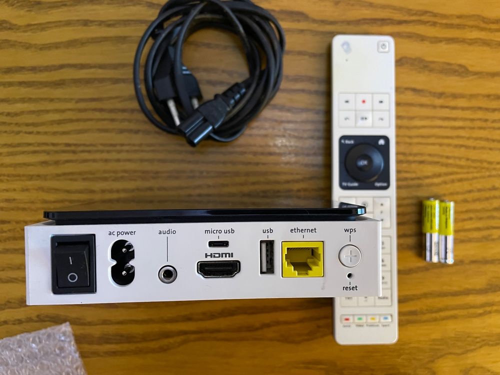 Modem boîtier TV Swisscom - BLUETOOTH TV SWISSCOM (Gebraucht) in Denges ...