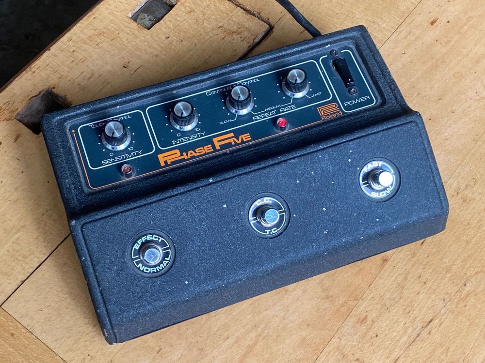 Roland AP5 Phase Five 70' (Gebraucht) in Attalens für CHF 310 – mit ...