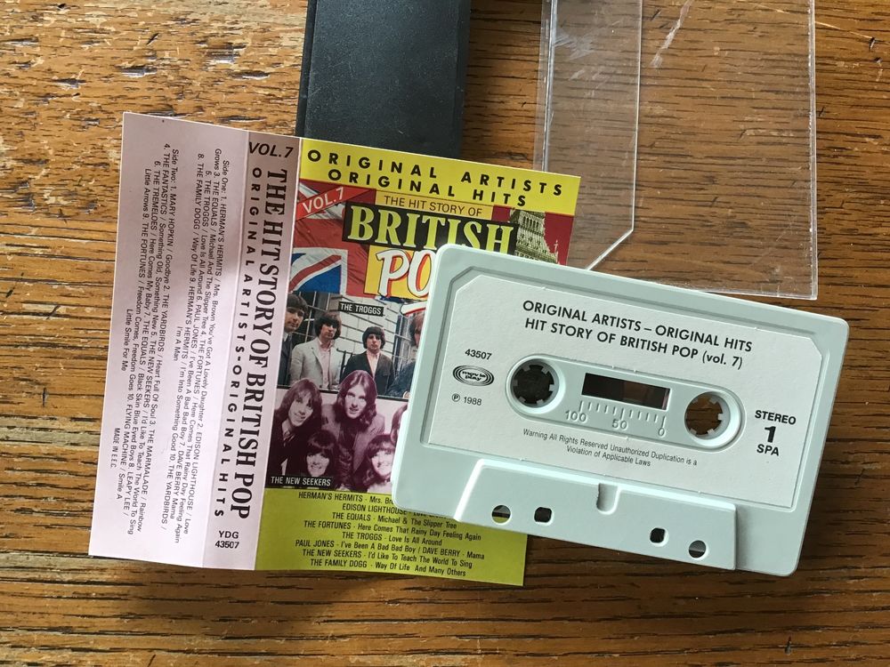 K7 musicassette Equals Family Dogg british pop … | Kaufen auf Ricardo