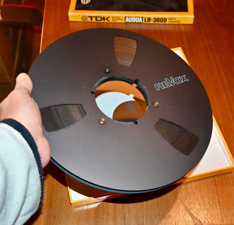 REVOX Spule m/BAND schwarz TDK KARTON (Gebraucht) in Pfaffhausen für ...