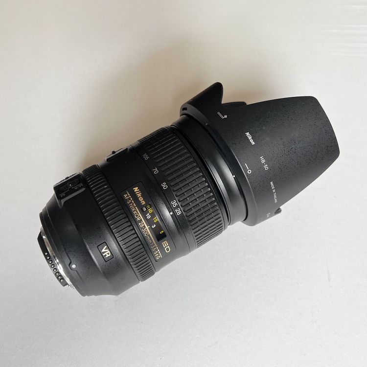 Nikon AF-S Nikkor 28-300mm f/3.5-5.6G ED VR + Nikon UV (Gebraucht) in ...