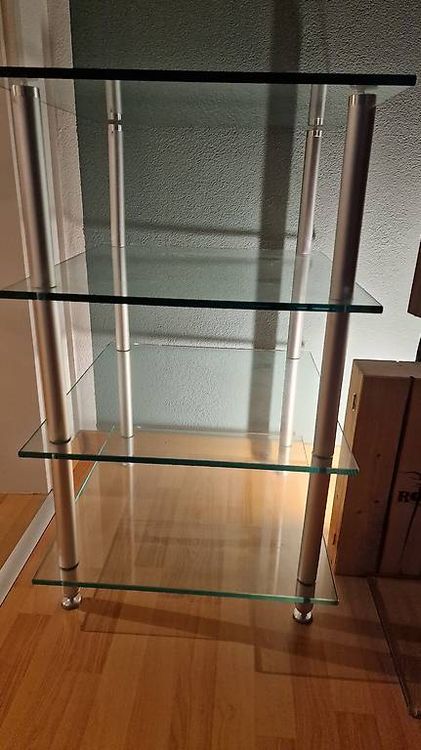 Hifi Glas Rack (Gebraucht) in Oberentfelden für CHF 60 – nur Abholung ...