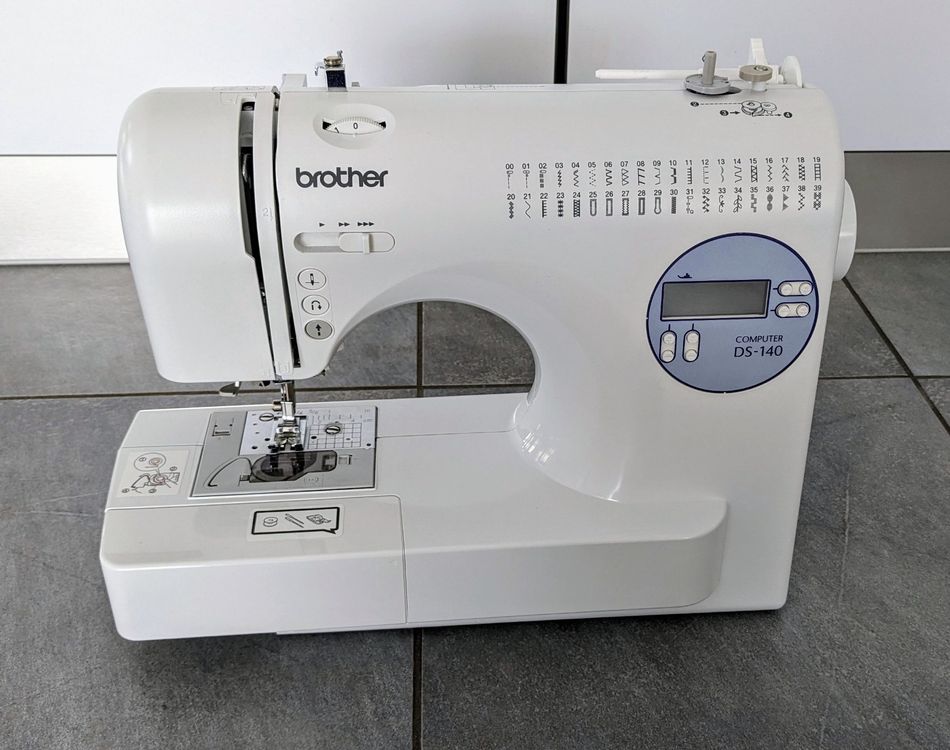 Nähmaschine Brother DS-140 mit Originalzubehör (Gebraucht) in ...
