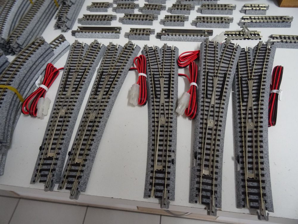 KATO gros lot des rails+aiguillages electriques dès 349.-fr (Neu (gemäss Beschreibung)) in ...