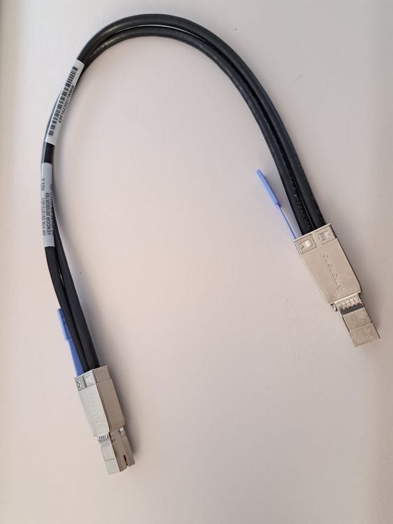 HPE Ext. 0.5M MSAS HD SFF-8644 Cable / P/N: 691970-001 (Gebraucht) in ...