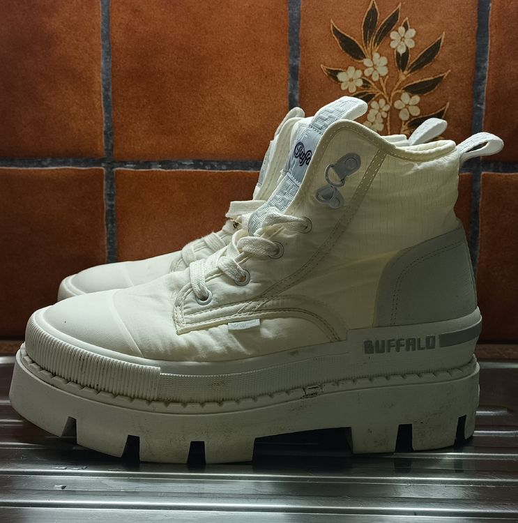 Buffalo Raven hoch (Gebraucht) in Ebikon für CHF 29.9 – mit Lieferung ...