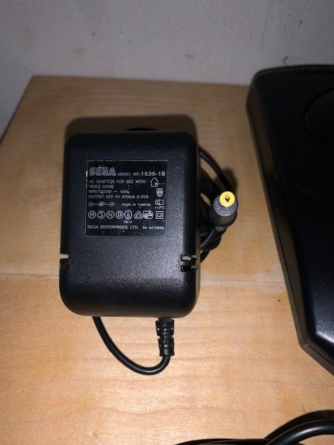 Sega Mega Drive 2 mit RGB Kabel für ein super Bild und Sound (Gebraucht ...