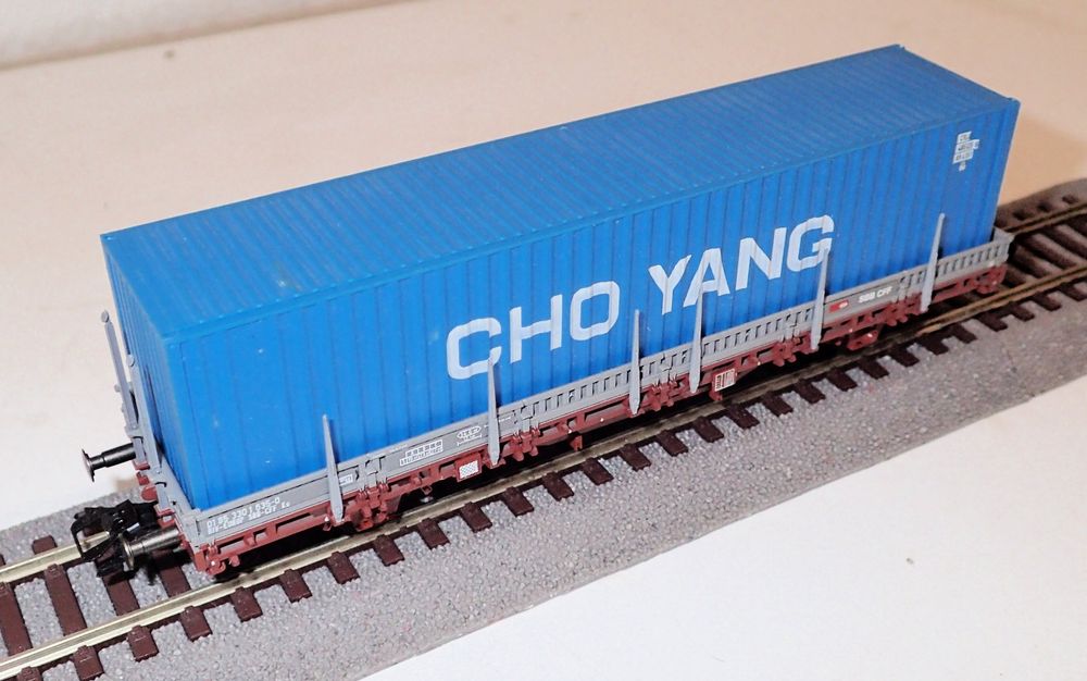 Roco H0 - SBB-CFF - 2-achsig Ks mit Container 40"CHO YANG (Gebraucht ...