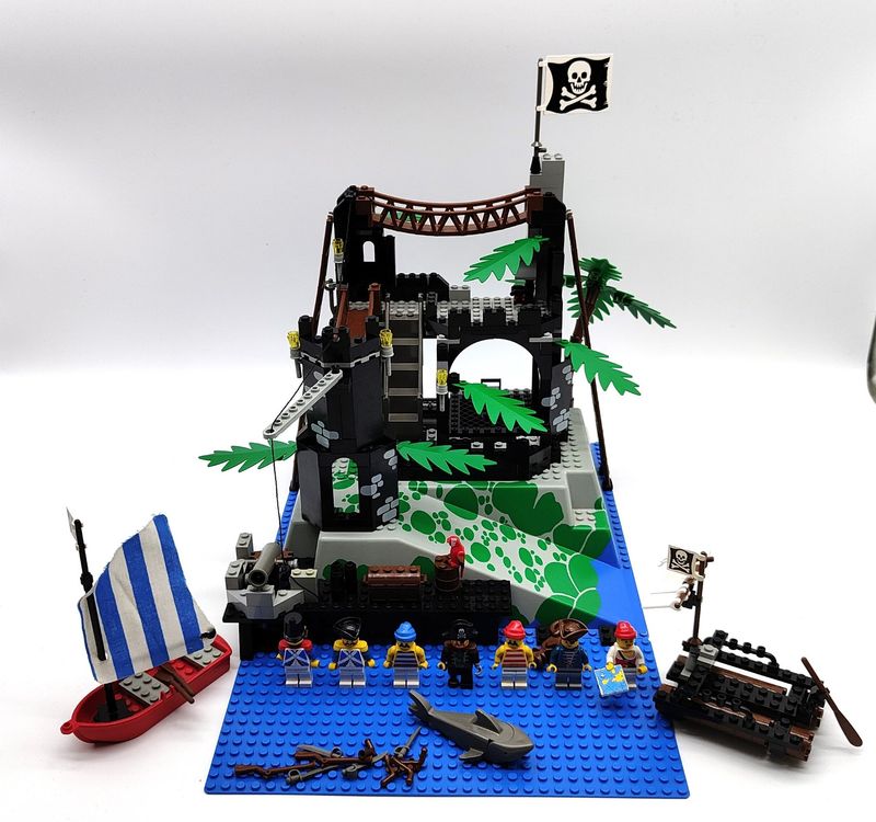 LEGO 6273 Piraten Rock Island Refuge (Gebraucht) in Erstfeld für CHF ...