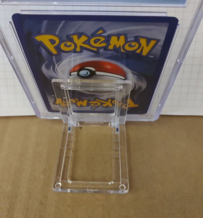 5 St.Kartenständer für Pokemon / YU-GI-OH / gegradete Karten (Neu und ...