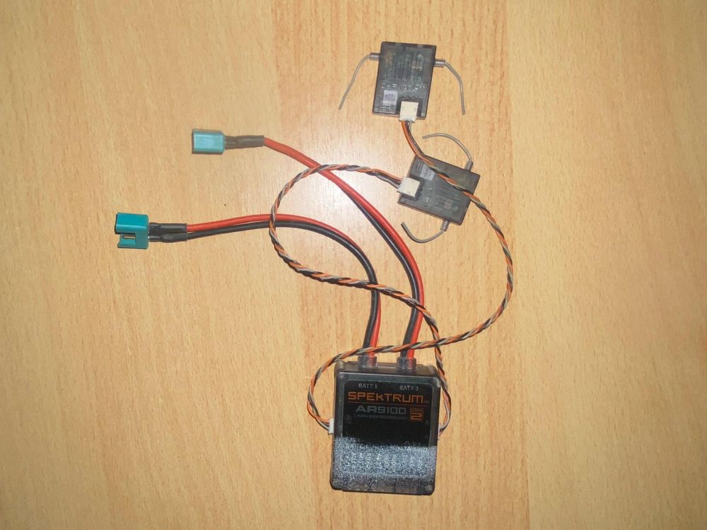 SPEKTRUM DX7 SENDER UND 8X EMPFANGER (Gebraucht) in Schaffhausen für ...