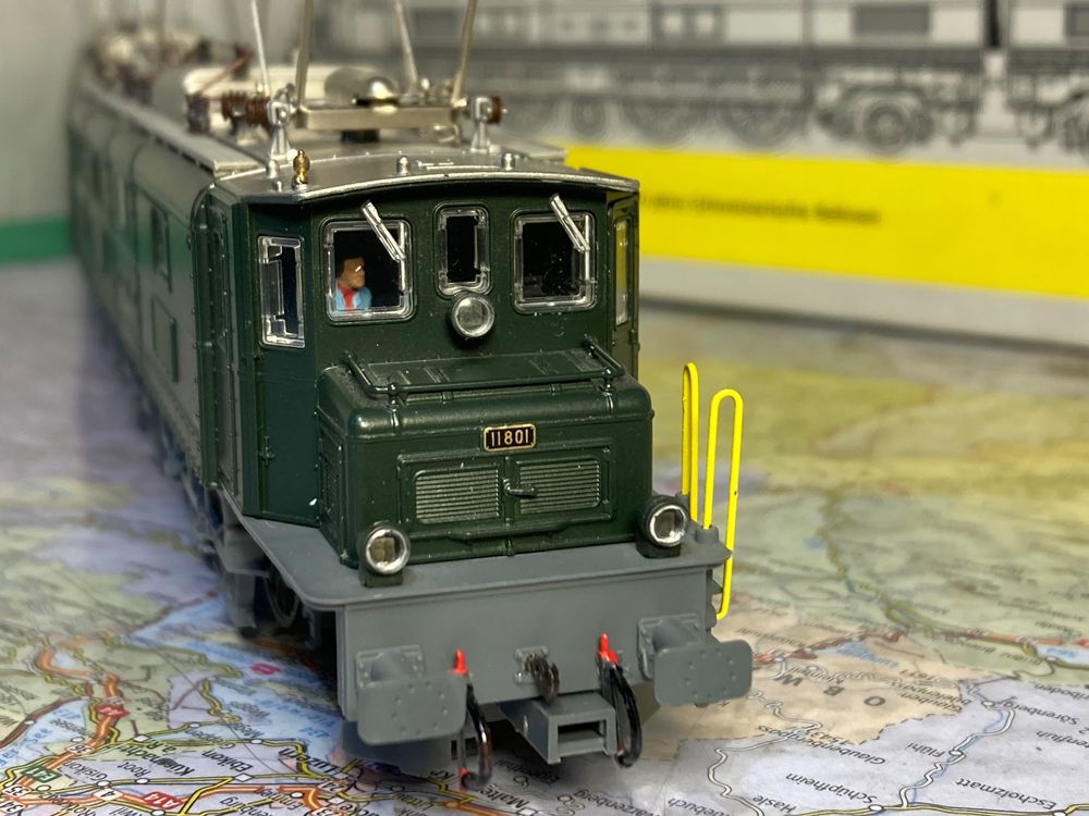 Trix SBB Ae 8/14 150 Jahre Schweizer Bahnen HO ESU 5 LED (Gebraucht) in ...