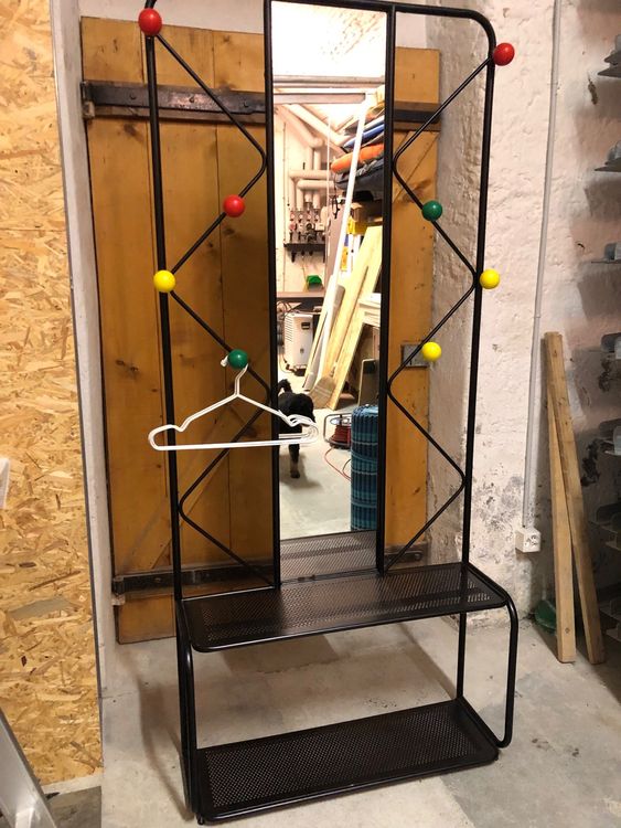 Garderobe mit Design (Gebraucht) in Walperswil für CHF 50 – nur ...
