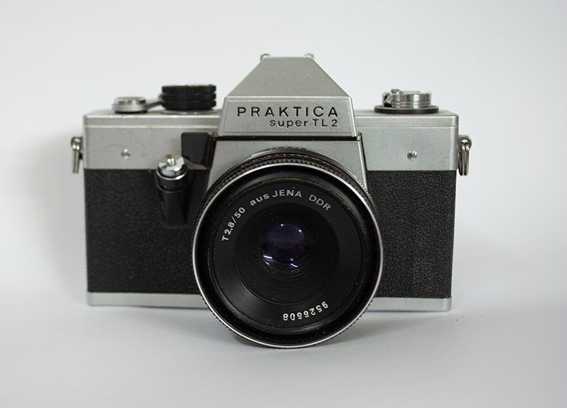Praktica Super TL2 analoge Spiegelreflexkamera (Gebraucht) in Ried bei Kerzers für CHF 22 – mit ...