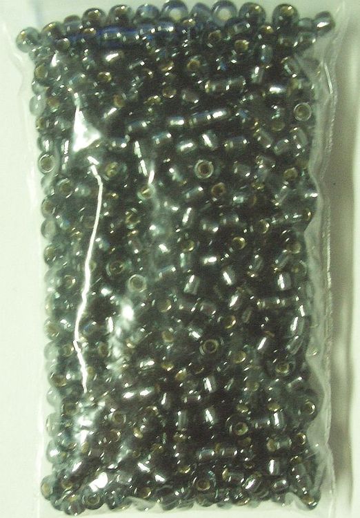 Rocailleperlen Grau mit Silbereinzug 3,5 mm (Neu und originalverpackt) in Gunzwil für CHF 2 ...