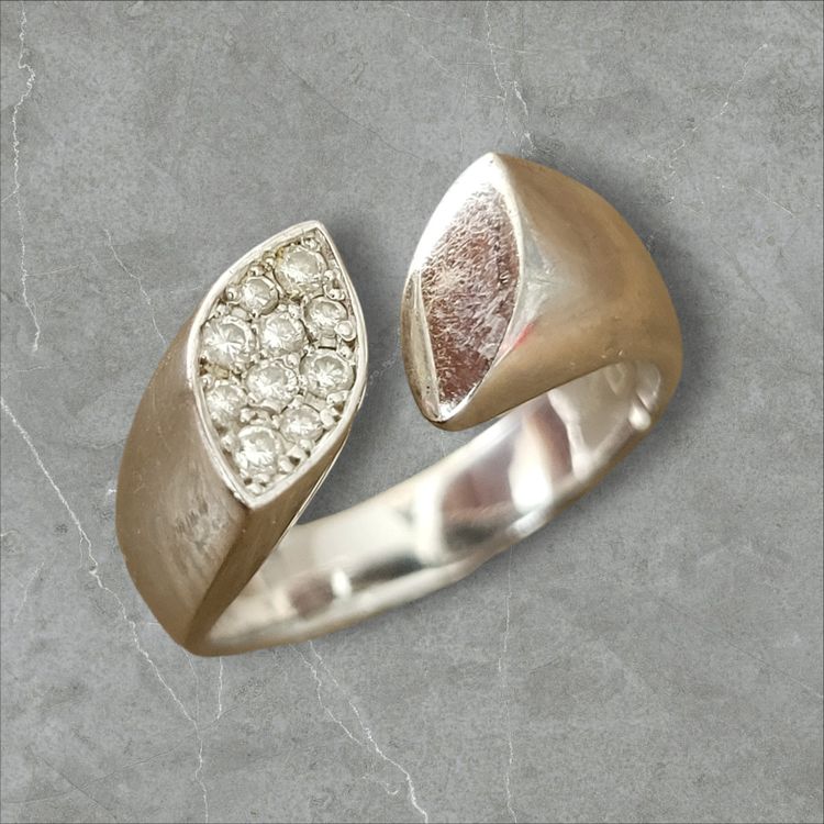 Wunderschöner weissgold Ring mit 10 Brillanten (Neu (gemäss ...