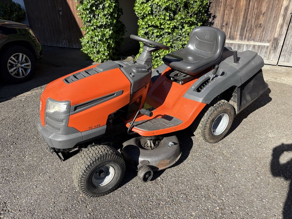 Husqvarna Rasentraktor TC 138, Top Zustand! (Gebraucht) in Adlikon b ...