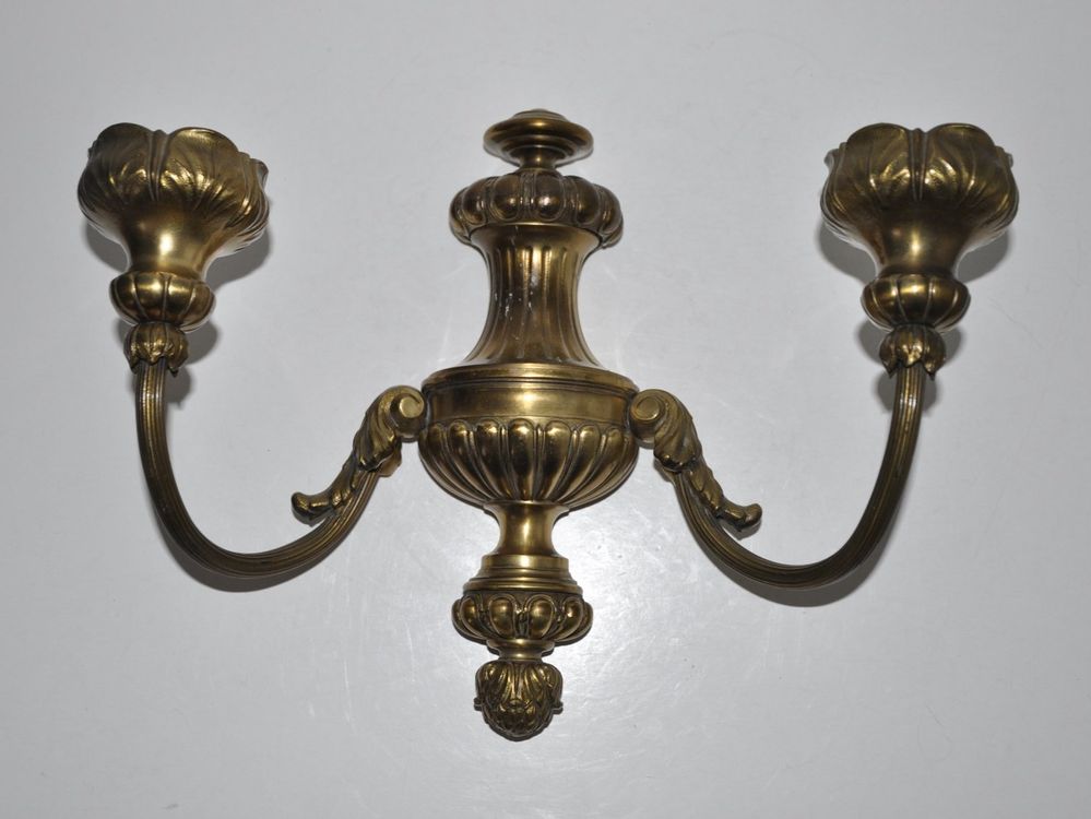 alter schwerer Wandkerzenhalter aus Messing (Gebraucht) in Boll für CHF 3 – mit Lieferung auf ...