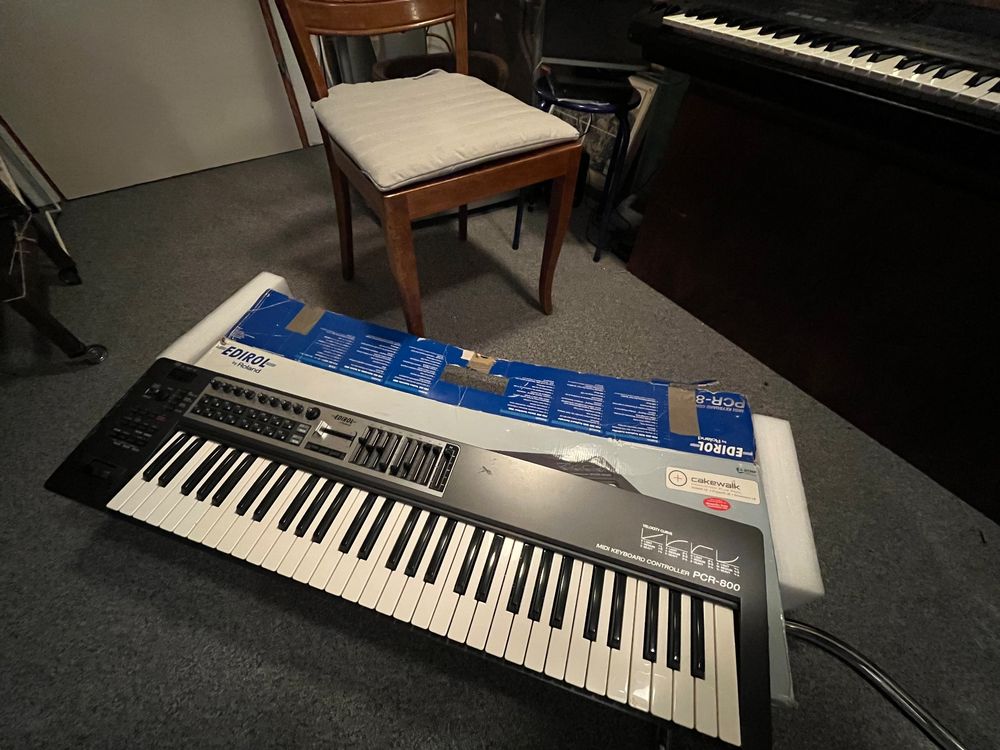 MIDI Controller Roland PCR-800 (Gebraucht) in Bellikon für CHF 89 – nur ...