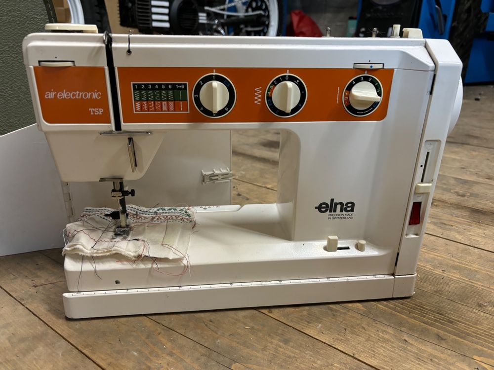 Elna air electronic TSP (Gebraucht) in Gurzelen für CHF 50 – nur ...